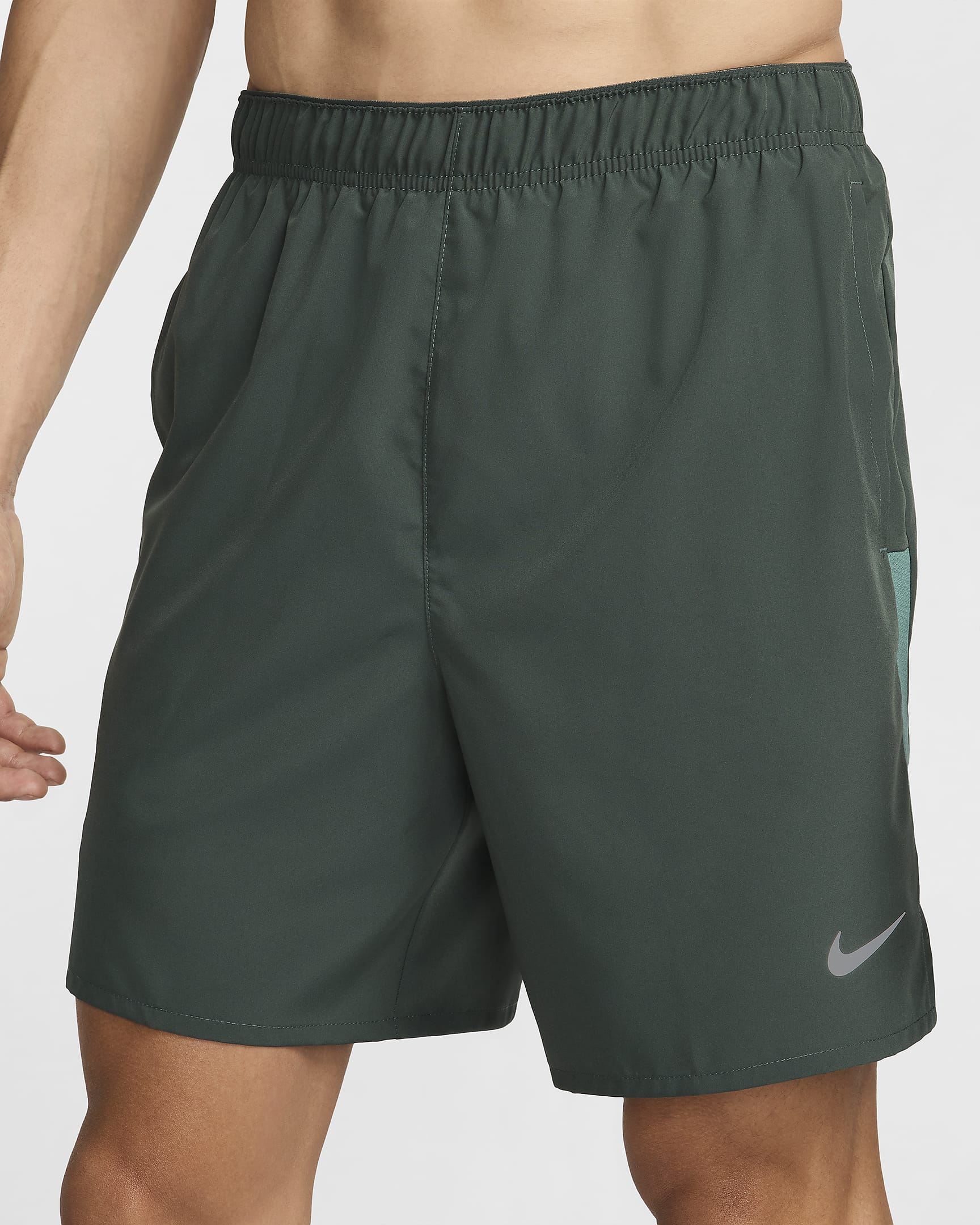 NIKE CHALLENGER UNLINED SHORT 7 INCH - VINTAGE GREEN / BICOASTAL / BLA